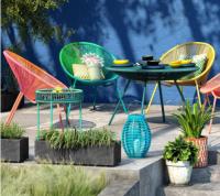 China Appealing Design PE Rattan Woven Coffee Table Chair Hot Sale Best Design Colorful Furniture Set Tempered Glass Tabletop for sale