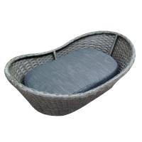 China Wicker Basket Dog Bed Brown Bath Tub Plastic Rattan Woven Cat Bed House Wooden Foot Pet Pet Cage for sale