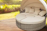 China Outdoor Wicker Pool Lounge Chairs Beach Backyard Round Folding Patio Folding for sale
