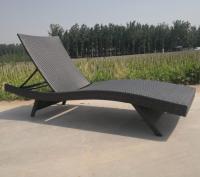 China LC1008 Hotel Rattan Style Outdoor Wicker Sun Loungers Pool Outdoor for sale