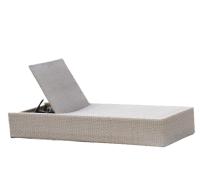 China Rattan Beach Lounge Chair Sun Lounger Bed PE Rattan Garden Outdoor Swimming for sale