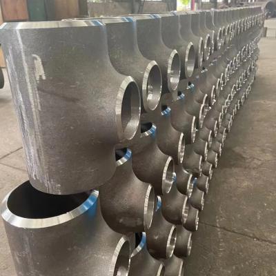 China Ss304 Ss321 Ss316l Butt Weld Tee Pipe Fittings 24
