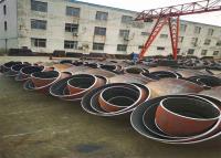 China GOST 17375 Seamless Pipe Fittings 16MN 12MN Black Painted Pipeline Connection for sale