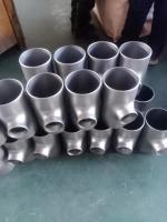 China SCH40 SCH80 Butt Weld Reducing Tee SS321 A403 WP304 Equal Straight for sale