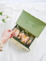 China Green Art Paper Foldable Gift Boxes With Ribbon Customize Cookie Candy Packaging for sale