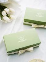 China Green Art Paper Foldable Gift Boxes With Ribbon Customize Cookie Candy Packaging for sale