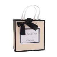 China White Art Printed Paper Shopping Bag With Rope Handle Varnishing for sale