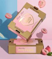 China Recyclable Pink E Flute Corrugated Box Foil Hot Stamping Logo Fruit Packaging for sale