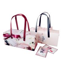 China OEM Service Printed Paper Shopping Bag , Bridal Shower Favor Bags Delicate for sale