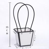 China Double Coated Paper Bouquet Cardboard Box 35cm Elegant With Handle for sale