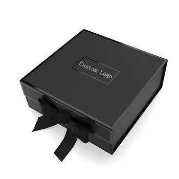 China Collapsible 14'' Length Magnetic Closure Gift Box Art Paper For Perfume for sale