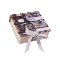 China FSC Certificate Flat Pack Magnetic Gift Boxes 2mm Paperboard for sale