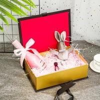 China 157g Art Paper Book Cardboard Boxes Pantone Color With Ribbon for sale
