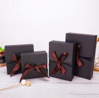 China FSC Brown Recyclable Kraft Gift Box With Window For Clothing Packaging for sale