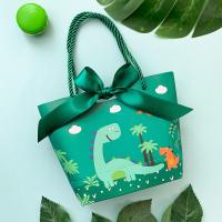 China Green Art Paper Printed Paper Shopping Bag With Ribbon Handle Rope For Gift Package for sale
