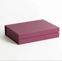 China 2mm Paperboard Magnetic Closure Box Handmade For Gift Packaging for sale