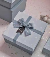 China Art Paper Pink Paperboard Gift Boxes With Ribbon Drawer Box Shape For Cosmetic Packaging for sale