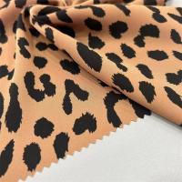 China Leopard Graphic Print Fabric 75D 100% Polyester Linen Print Fabric For Dresses for sale