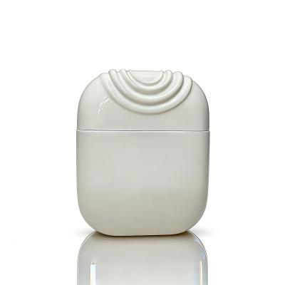China Screw Cap Sealing Type on PE Body Material Sunscreen Bottle Flat Design Provides Packaging Solution for Bulk Cosmetic Orders for sale