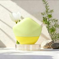 China Square Shape Sunscreen Bottle with Customized Printing and Screw Cap for Cosmetic Packaging for sale