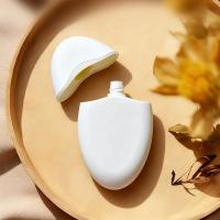 China Customized Color 50ml Capacity Sunscreen Bottle with Screen Printing for Cosmetic Use for sale