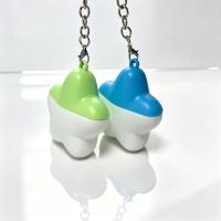 China Unique Design 30ml Capacity Customized Color Sunscreen Bottle for Cosmetic Brands for sale