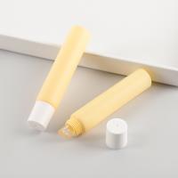 China 30ml PE Material Lipgloss Applicator Tube with Screw Cap Sealing for Cosmetic Use for sale