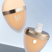 China Double Wall Luxury Sunscreen Bottle with Silk Screen Printing and Customized Color Airless Pump Bottle for sale