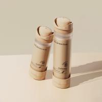 China 30ml Capacity Airless Cosmetic Bottle Offering Customized Printing Designed for Skincare Packaging and Beauty Products for sale
