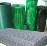 China Galvanized PVC Coated Welded Wire Mesh Fence Panel 3-8mm Wire Gauge 50x100mm Opening for sale