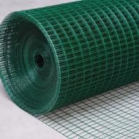 China 16-Gauge Galvanized Iron Wire Welded Mesh Fence Square Hole for sale