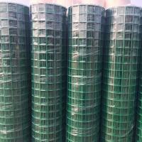 China 16-Gauge Galvanized Iron Wire Welded Mesh Fence Square Hole for sale