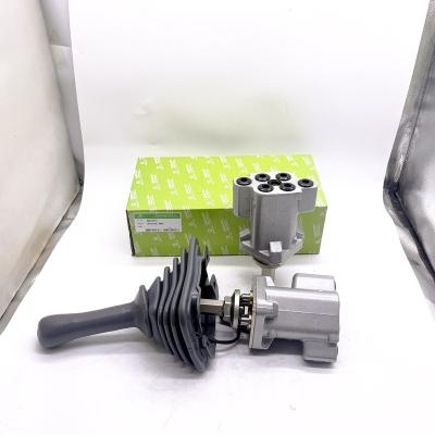 China Pilot Control Valve Joystick 9257577 For Hitachi ZAX210-3 ZAXIS210‑3 Excavator for sale