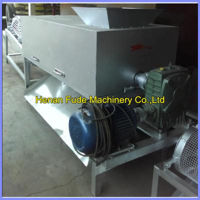 China fresh walnut green skin peeling machine for sale