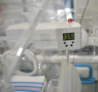 China RS232 Medical Neonatal Incubator Infant Radiant Warmer For Babies 3000A/3000B for sale
