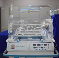 China Free Step Mattreses Tilting Adjustment Infant Incubator Installed Guardrail for sale