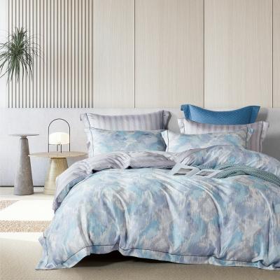 China Organic 100% 300TC Silky Tencel Comforter 60s Ring Spun for sale