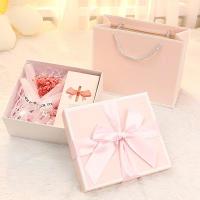China Paperboard Blue Pink Rectangle Gift Boxes With Lids Silk for sale
