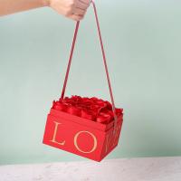 China Luxury  Flower Base And Lip Packaging  Boxes For Bouquets  Gift Paper Flower Box for sale