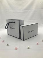 China Exquisite Color Paperboard Cosmetic Box Packaging Print Logo Pattern Custom Size for sale