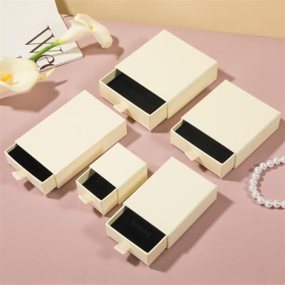 China Matt Lamination Jewelry Packaging Box Paper Necklace Bracelet Ring Earring for sale