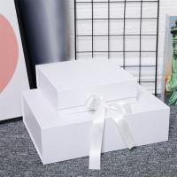 China Ribbon Clamshell Jewelry Packing Box Earrings Bracelet Necklace Ring Glossy for sale