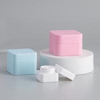 China OEM/ODM Acceptable 1oz 2oz 5g 10g 20g 30ml 50ml Gold Lid Empty Plastic PP Nail Gel Jar for Screen Printing for sale