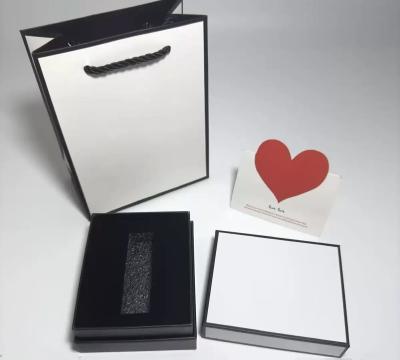 China Cosmetic Lipstick Lip Gloss Gift Box Set Pack Sample Fragrance Perfume Discovery Packaging Paper Art Paper Custom Logo Printing for sale