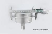 China -Made 100mm Precision Axial Flange Edge Pressure Gauge for Water and Gas Measurement for sale