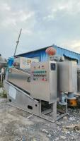 China Energy Saving Paper Mill Waste Sludge Screw Press Environmental Machinery 3580mm*1320mm*1760mm For Automatic Running for sale