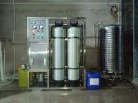 China 1 ton/Hour Capacity Reverse Osmosis Water Treatment Equipment with 99% High Purity and Removes 95-99% Of Pollutants for sale