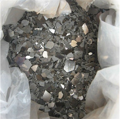 Electrolytic Manganese Metal Flakes with High Conductivity and Low Impurities