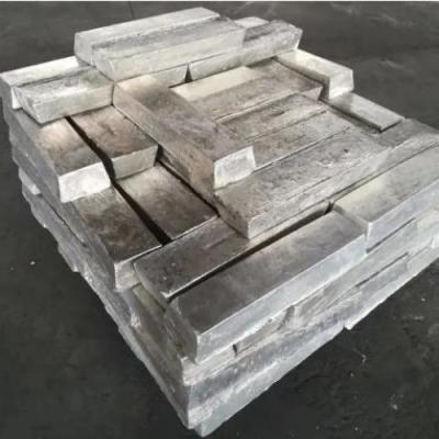 China Bright Silver Color Lightweight Metal Magnesium Ingot For Fire Hose for sale