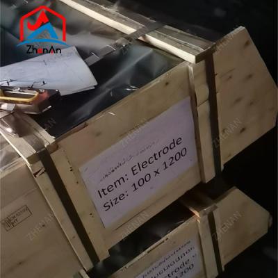China UHP 600 2400/2700 Graphite Electrode For Eaf Steel Making for sale